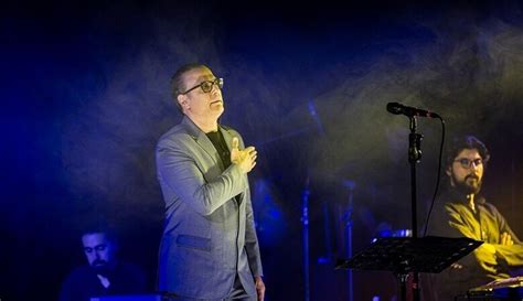 پیشنهاد خاص علیرضا قربانی به طرفدارانش در کنسرت دیشب همشهری آنلاین