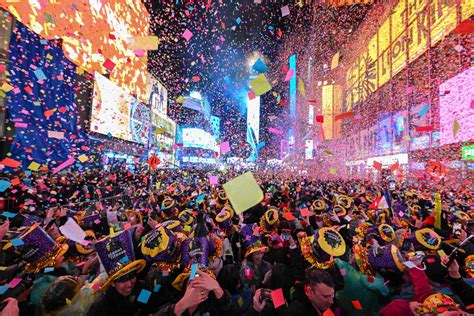 Ball Drop New York City 2025 Erina Jacklin