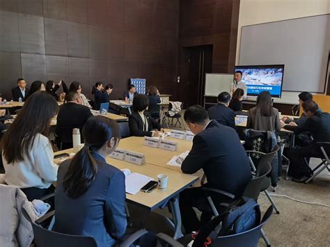 陈西君老师 12月23日给苏州某科技集团中层管理者返聘高品质沟通与冲突管理课程 陈西君讲师授课案例 师资团队 师资力量 内训讲师 分开课讲师