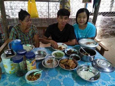 ကျန်‌းမာ‌ရေးအ‌ခြေအ‌နေ‌ကြောင်‌့ပခုက္ကူကအ‌မေ့အိ်‌မ်‌‌လေးဆီပြန်‌သွားခဲ့တဲ့မျိုးကိုထွန်‌း Myanmarload