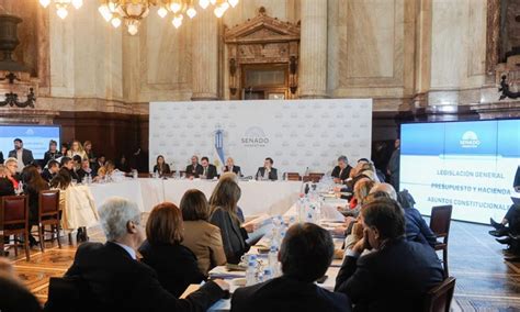 El Oficialismo Consiguió Dictamen Para La Ley Bases La Brújula 24
