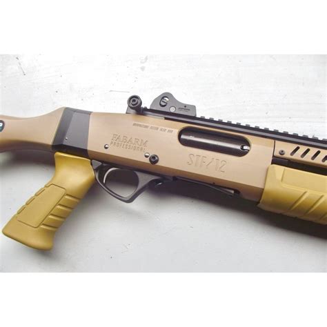 FUSIL A POMPE FABARM STF 12