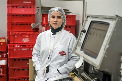 Историята на Тандем В От трабанта до луксозните колбаси