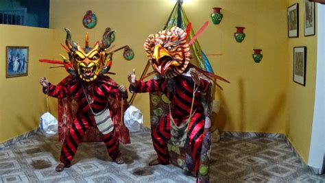 Ballet Folklorico Panama Y Sus Tradiciones En Actividad Vestuarios De