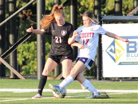 North Marion Girls Soccer Take 3 0 Senior Night Victory Over Liberty
