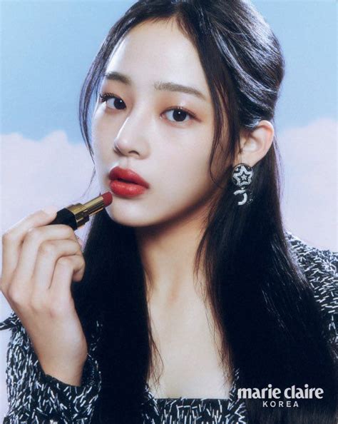 익스트림무비 오늘 갤러리 트와이스 미나 엘르 재팬 2023 12월호 화보 뉴진스 민지 아이브 안유진 장원영