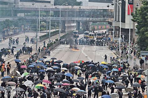金鐘暴動案 兩被告拒感化 官指兩人「成見甚深」 判囚4年半及5年 20221217 港聞 每日明報 明報新聞網
