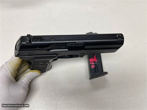 Beretta 8000 Cougar D