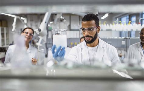 Quantum Computing Use Cases In Materials And Chemicals