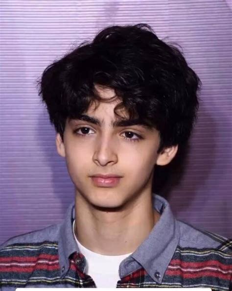 Hrithik Roshan Son Hridhaan Roshan Spotted In The Roshans Documentary