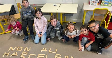 Retournac Les élèves de lécole de Charrées sensibilisés au harcèlement