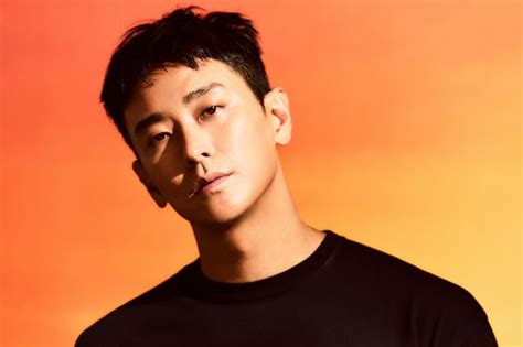 俳優チュ・ジフン、独歩的なオーラが爆発したグラビアを公開 K Pop、韓国エンタメニュース、取材レポートならコレポ！