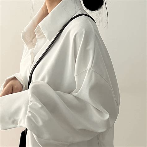 힙덮는길이겨울소재 오버핏 벌룬 기모 피치셔츠 블라우스 에이블리