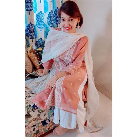 Pin On Priti Rana Fashion Saree Sari