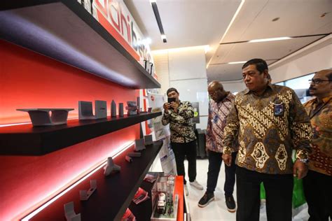 Adhi Karya Raih Kontrak Baru Rp Triliun Hingga Agustus Korporasi Katadata Co Id