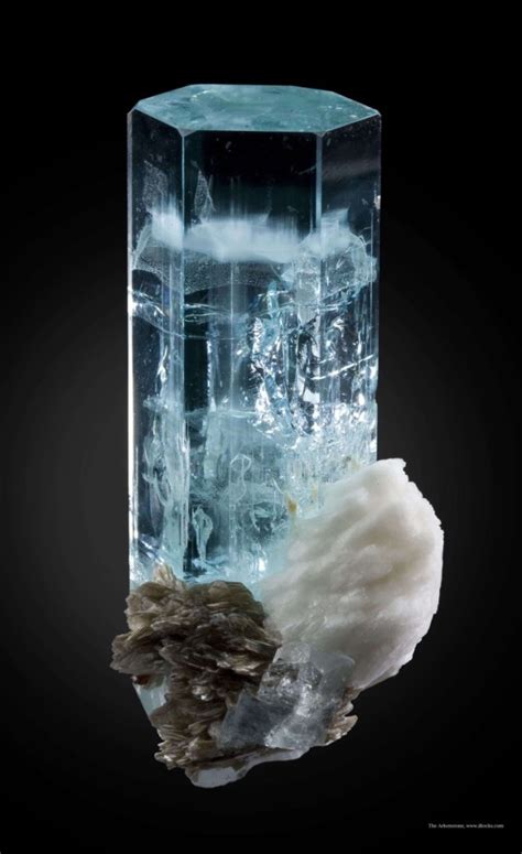 What Are Pegmatite Minerals
