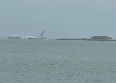 載9人美巡邏機 衝出夏威夷跑道墮海｜即時新聞｜國際｜oncc東網