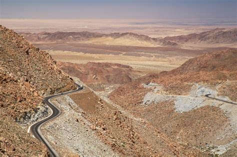 La Rumorosa Curvas Pendientes Y Paisajes Rojizos De Baja California