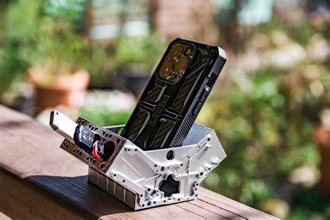V6 Engine Holder Organizer For Phones And Pendrives By Lambonorbi