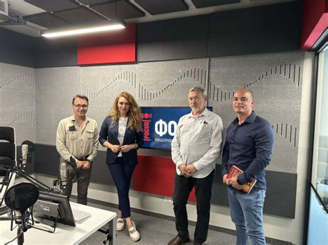 Полк доц д р Петър Маринов д р Лъчезар Милушев и майор Димо Иванов в предаването „България