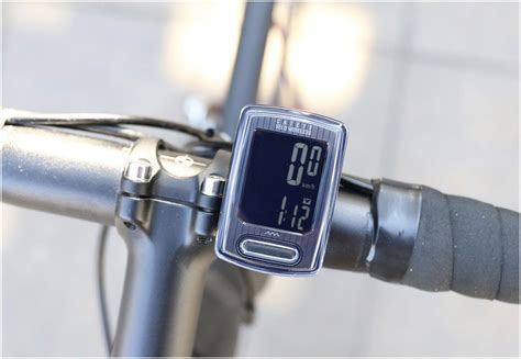 Cateye Velo Wireless Stealth Edition Cycle Computer