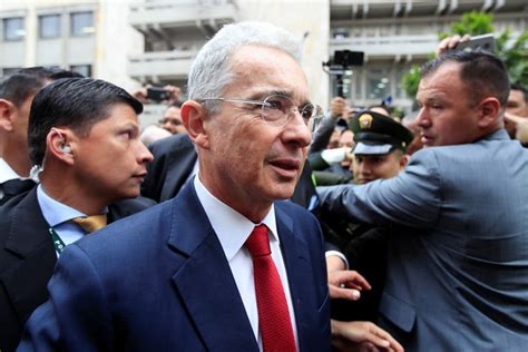 Uribe Preso Por Sobornos Y Fraude Renunció A Su Banca En El Senado