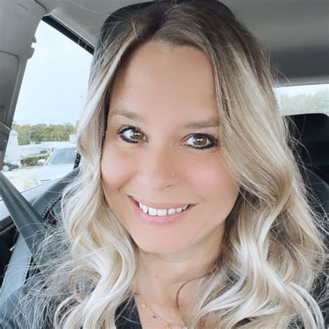 Courtney Mccoy Social Selling Mentor Mindset Courtneymccoy