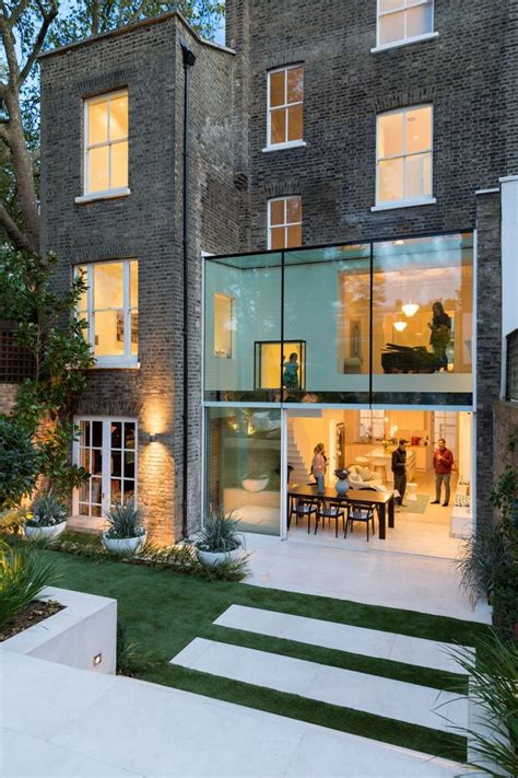 Lipton Plant Architects Adds Double Height Glass Extension To London