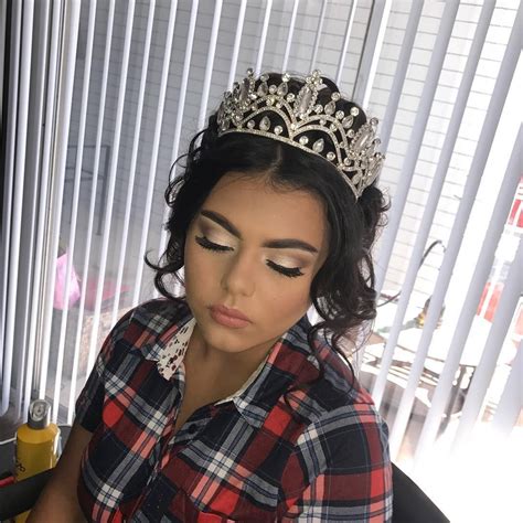 Crown Quinceanera Hairstyles Cute Quinceanera Hairstyles With Crown