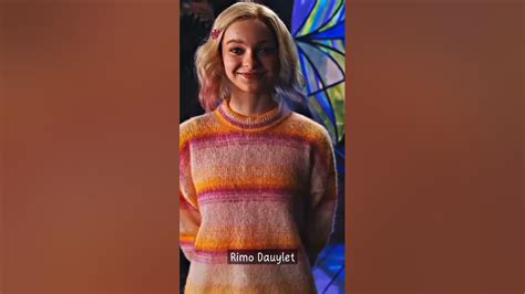 ابطال مسلسل وينزداي خارج المسلسل💗 Youtube