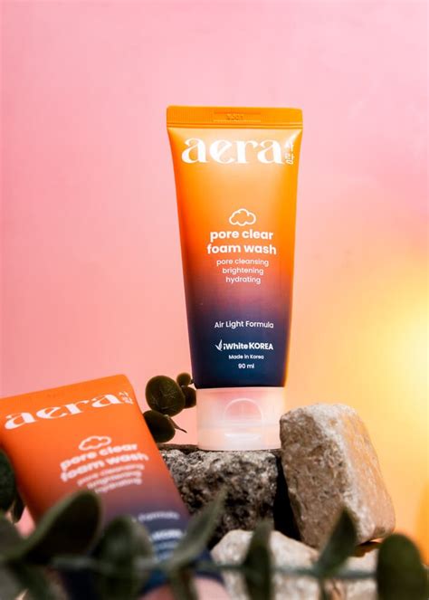 Achieve Light Soft Matte And Moisturized Skin With Aera 사랑 By Iwhite Korea