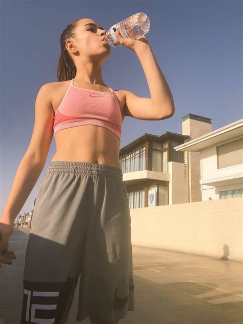 Sky Katz R CelebrityBelly