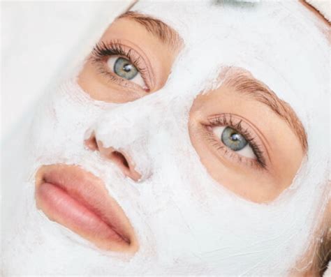 Химичен пилинг при несъвършенства по кожата МБАЛ Европа МЦ Еврохелт