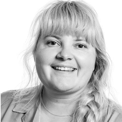 Get To Know Leane Folks