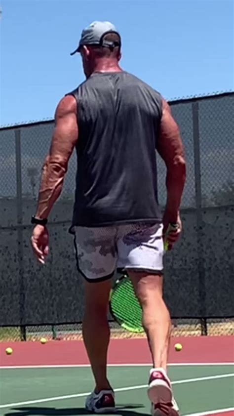Muscle Showoff On Twitter Naked Tennis Is Fun