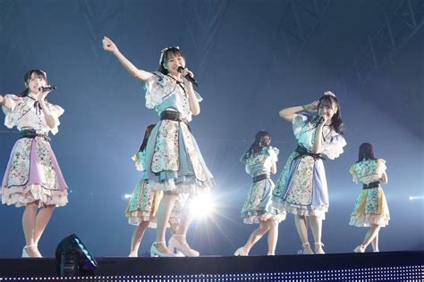 🍭 Stu48、幕張メッセで話題の楽曲『花は誰のもの？』を表情豊かにパフォーマンス！＜rakuten Girlsaward 2022
