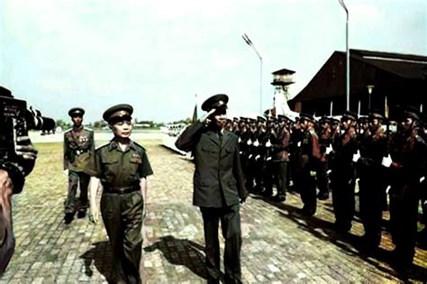 Patiwat ປະຕິວັດ Patiwat ປະຕິວັດ Added A New Photo