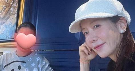 김정은 ‘금융맨♥ 남편과 홍콩서 Flex 일상→홍콩댁 강수정 “꺄앗”