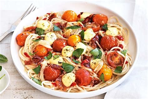 Summer Tomato And Bocconcini Pasta