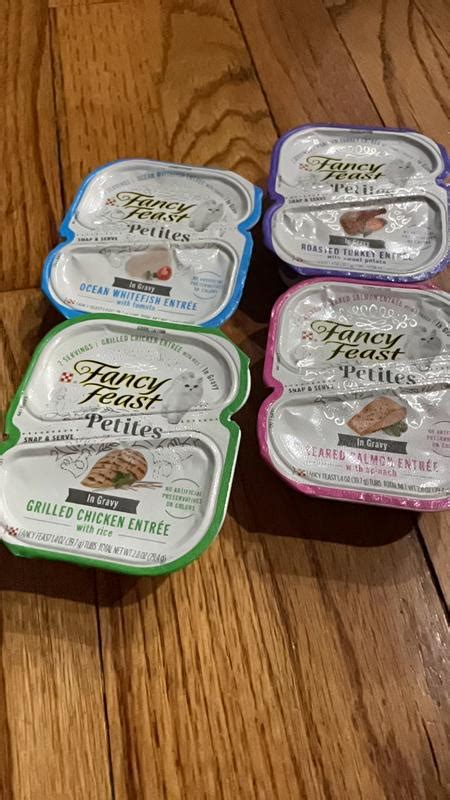 Fancy Feast Grilled Gravy Delights Chicken And Cheddar Cheese Wet Cat