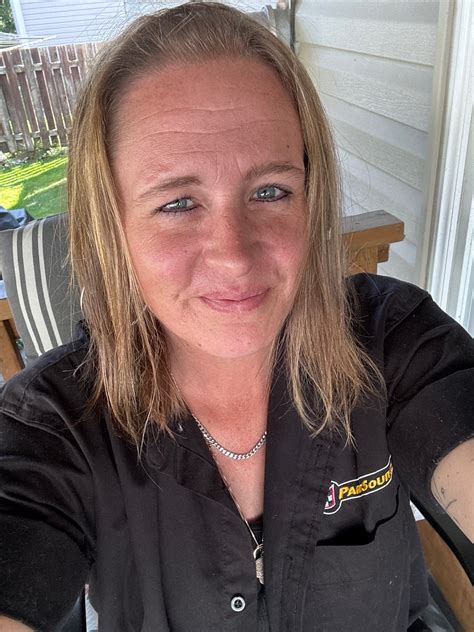 Dee Marson Fabover40