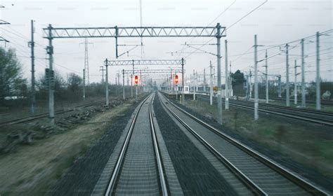 Separating Signal From Noise Data Centres As Growth Drivers For Telcos