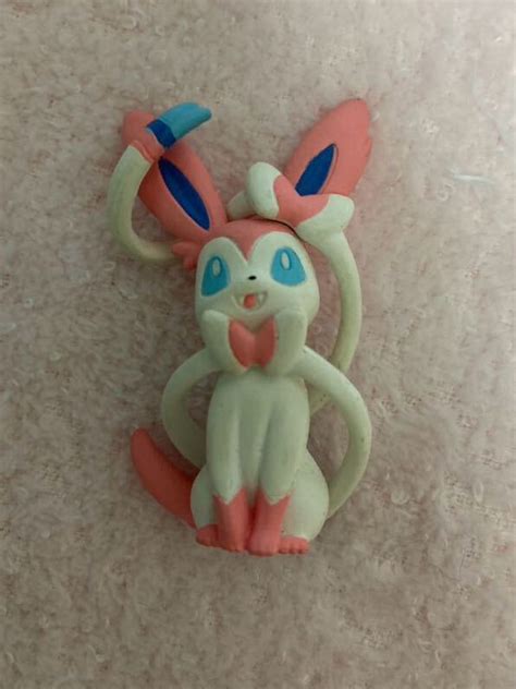 Yahooオークション ガチャガチャ ポケットモンスター イーブイいっ