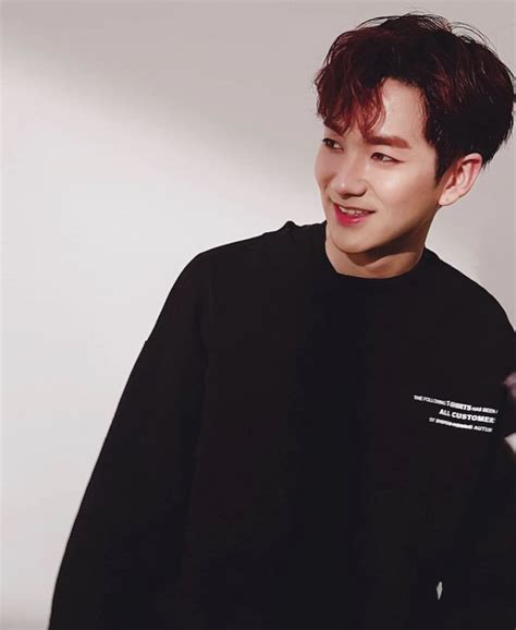 Happyaronday ~ Nuest