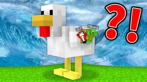 EPIC TSUNAMI Vs Mikey JJ Doomsday Bunker In CHICKEN Minecraft