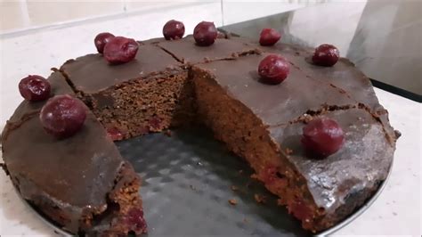 Torte e Thjesht me Çokollat dhe Vishnje Chocolate Sour Cherry Cake YouTube