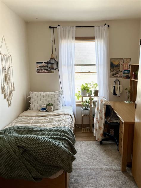 Small Dorm Room Ideas Layout For Double And Single Beds Căn Hộ