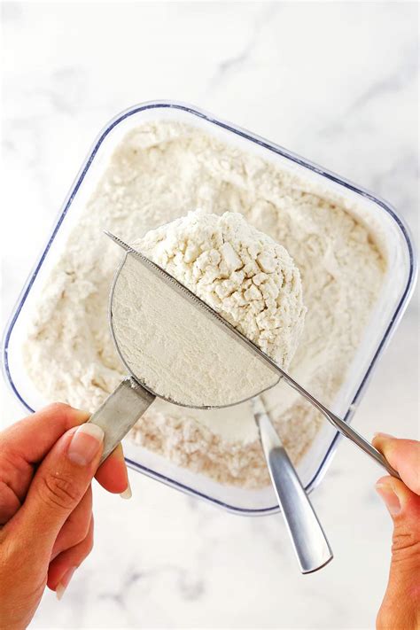 How To Measure Flour Precisely Every Time Life Love And Sugar