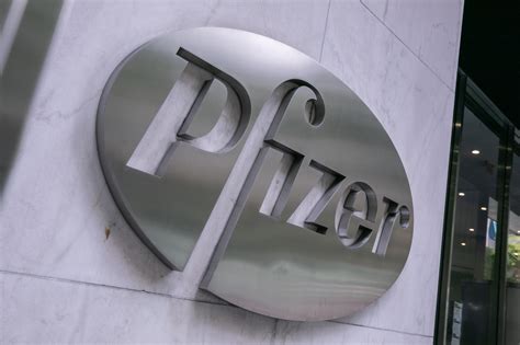Pfizers Ritlecitinib Gets Us Eu Review To Treat Hair Loss Disorder