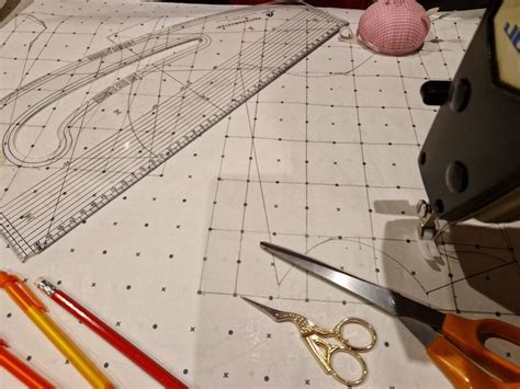 6 Week Basic Pattern Drafting Bodice And Sleeve Block Kmr Sewing